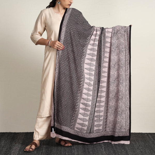 Bagh Prints Dupattas - Buy Bagh Print Dupatta Online in India - iTokri ...