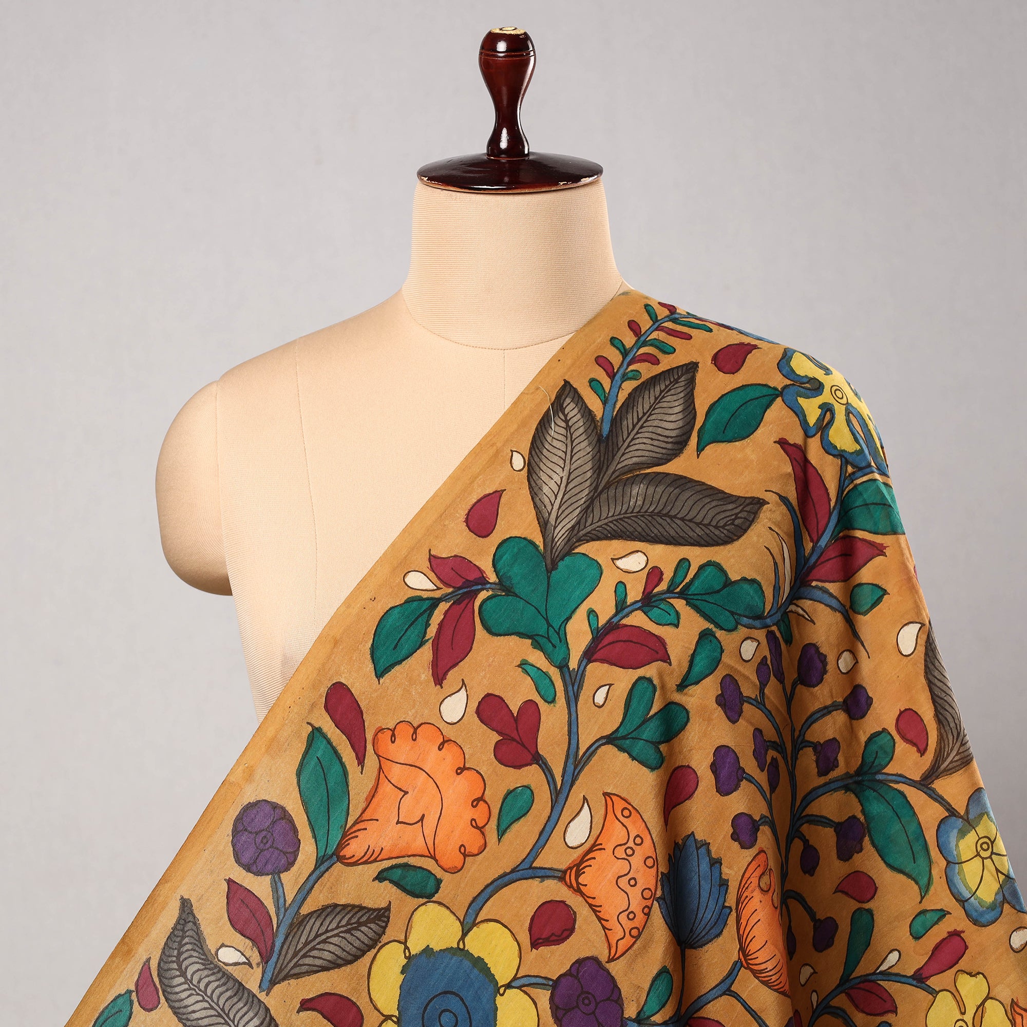 Buy Handpainted Srikalahasti Kalamkari Pen Work Handloom Silk Fabric ...